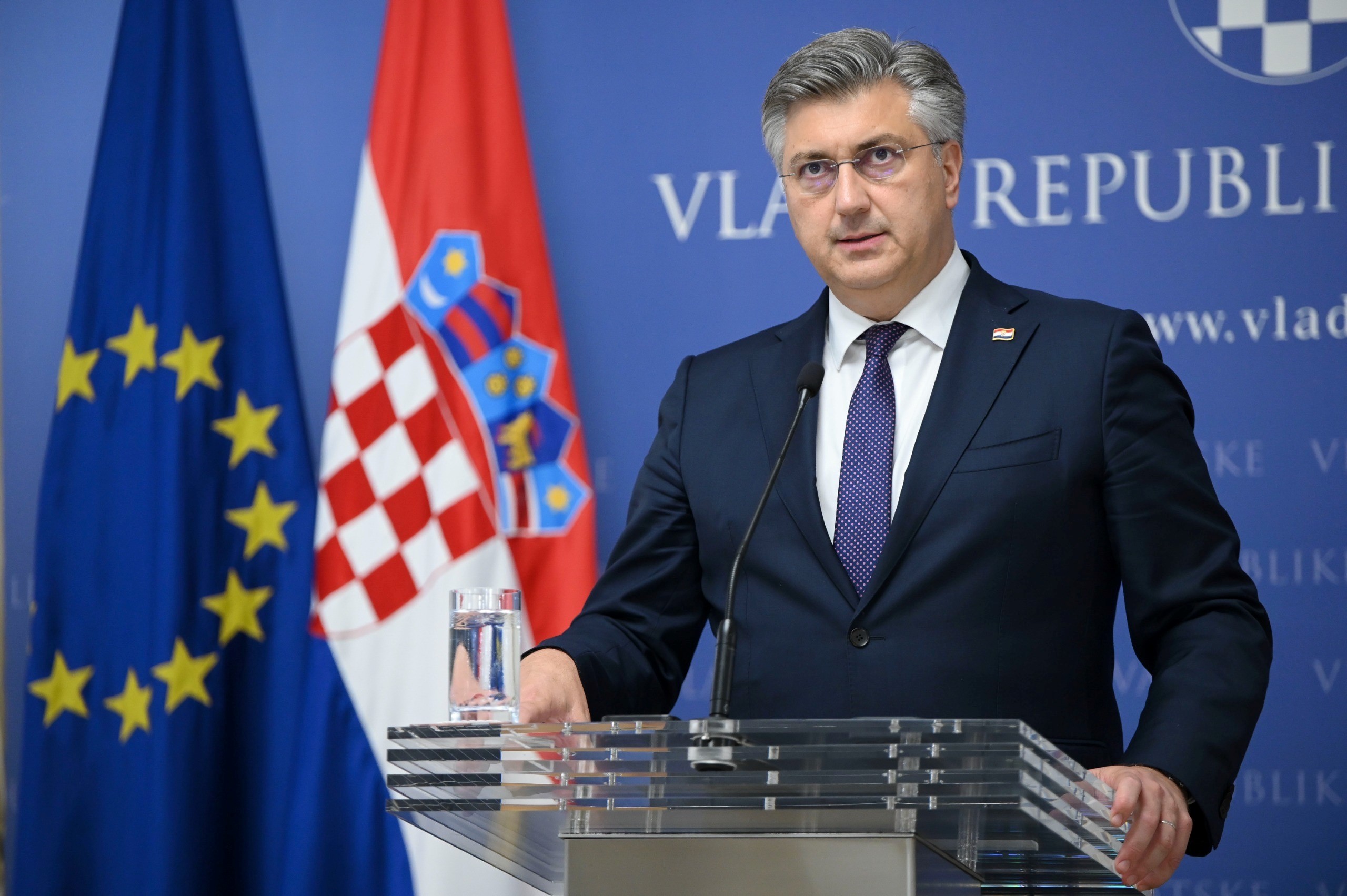Vlada Republike Hrvatske - Plenković: Od Dabre sam zatražio da se povuče, takvo ponašanje u ...